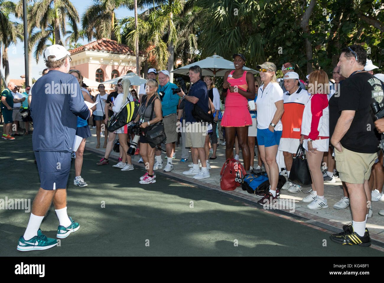 Chris evert playing tennis hi-res stock photography and images - Alamy