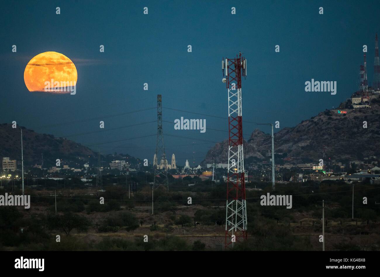 Mexico city november 2018 hi-res stock photography and images - Alamy