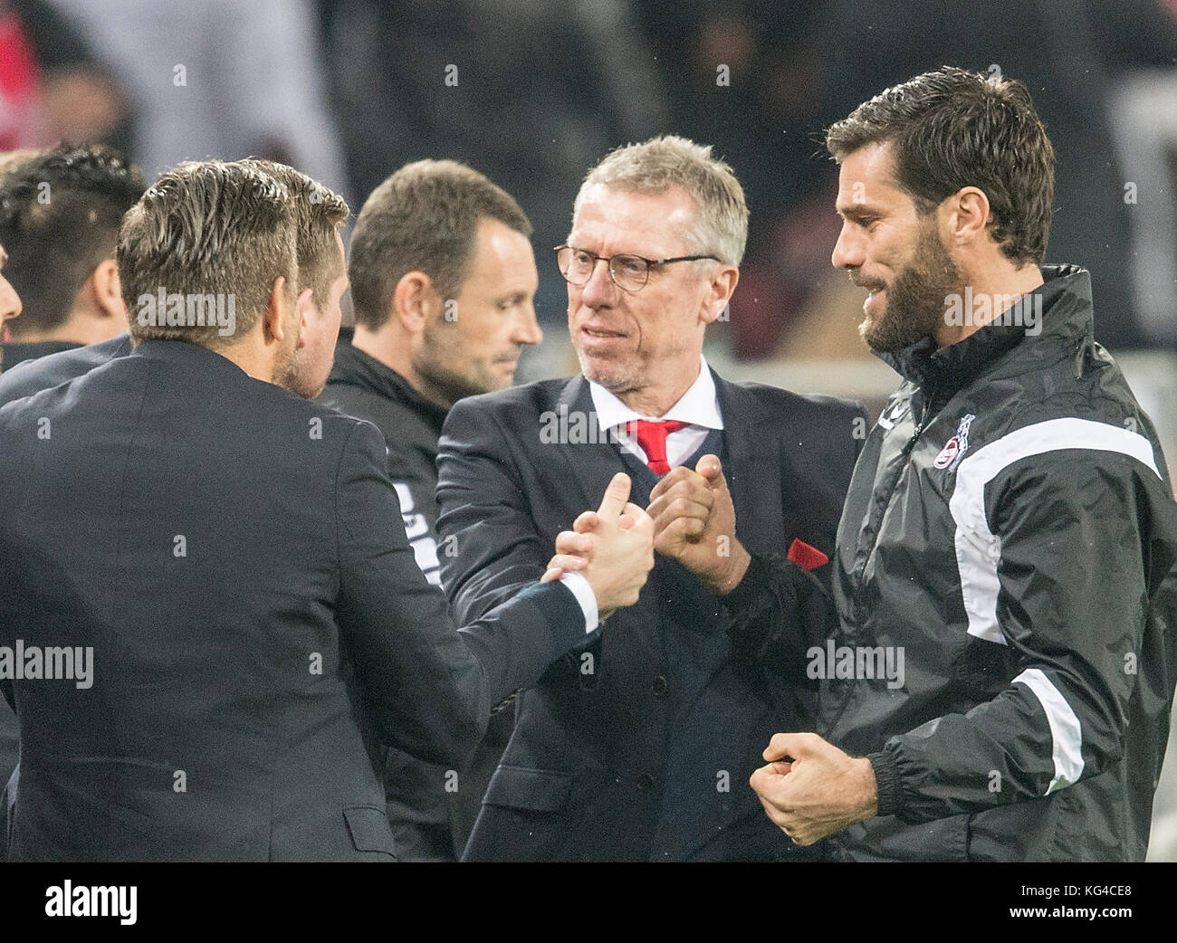 Koeln, Deutschland. 02nd Nov, 2017. jubilation Trainer Peter STOEGER ...