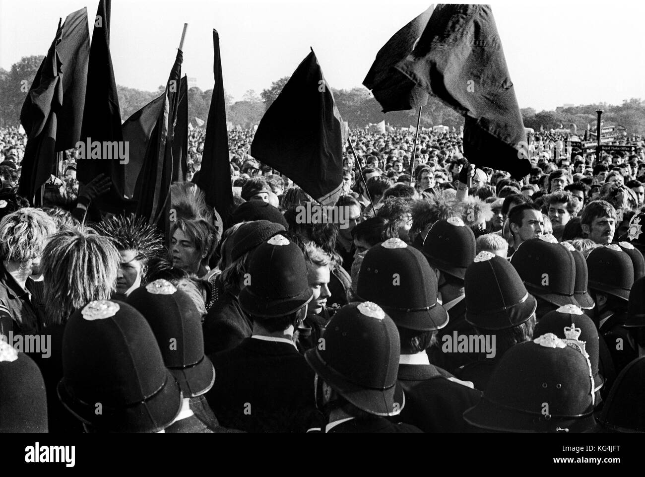 Cnd march 1980s hi-res stock photography and images - Alamy