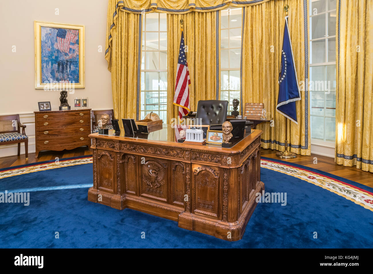 Presidential oval office hi-res stock photography and images - Alamy