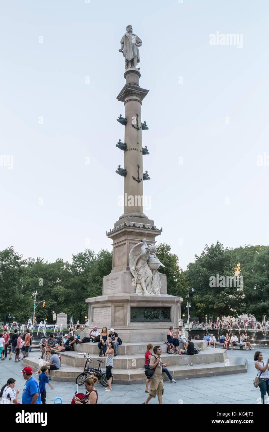 Columbus monument at Columbus circle in New York Stock Photo - Alamy