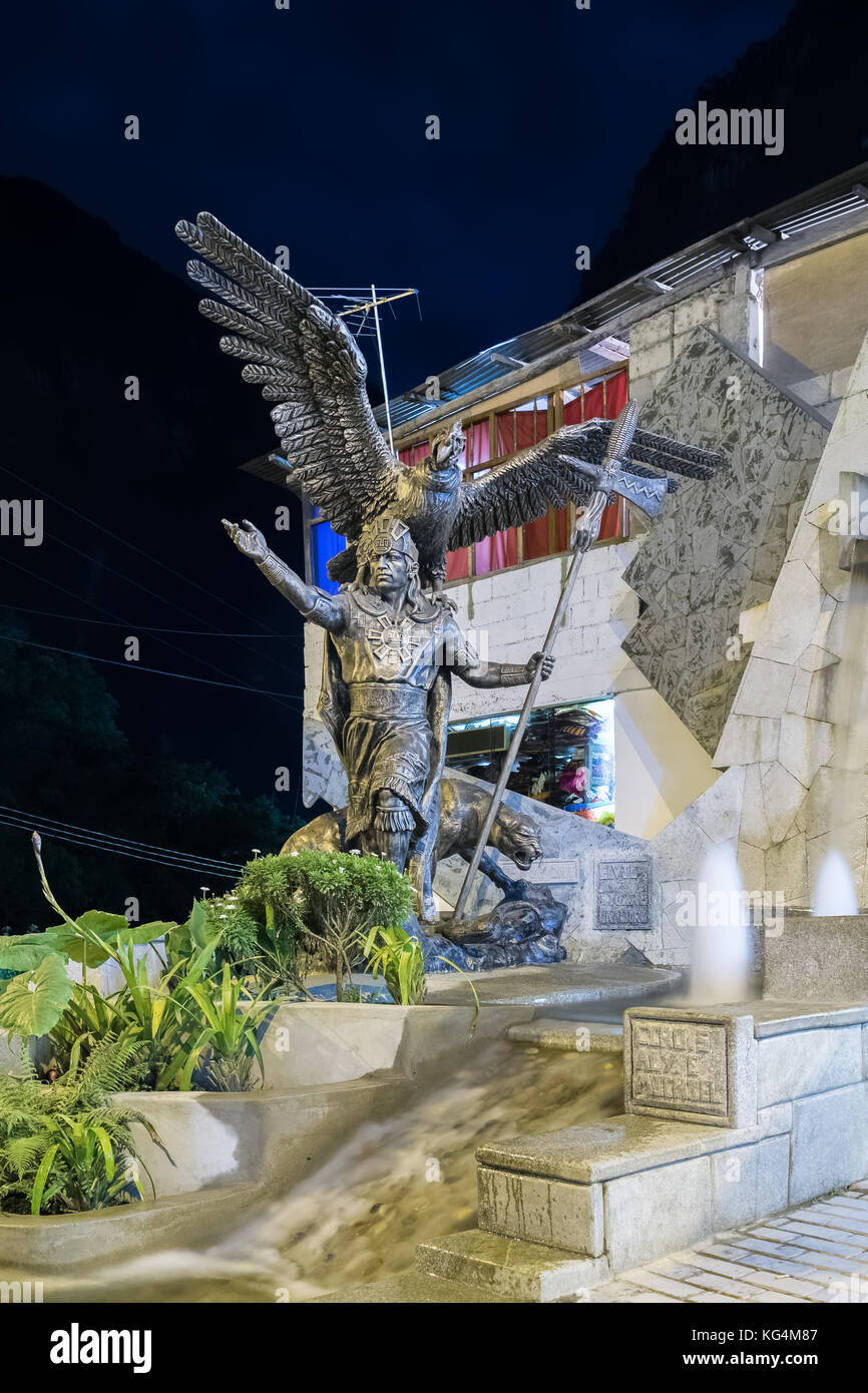 Great Sapa Inca statue in Aguas Calientes Machu Picchu Inca town ...