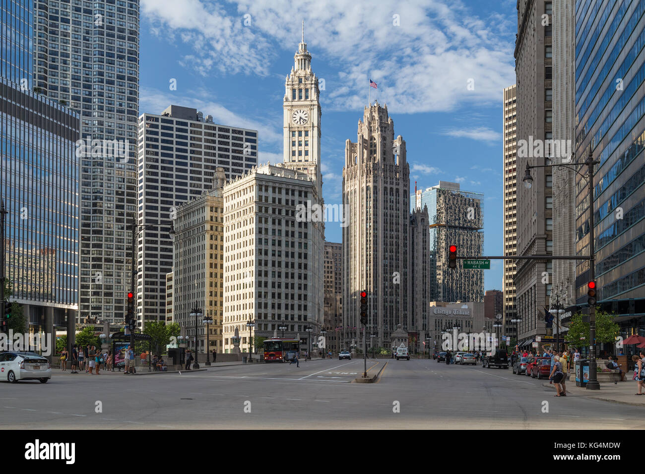 Streets of Downtown Chicago, Illinois Stock Photo - Alamy