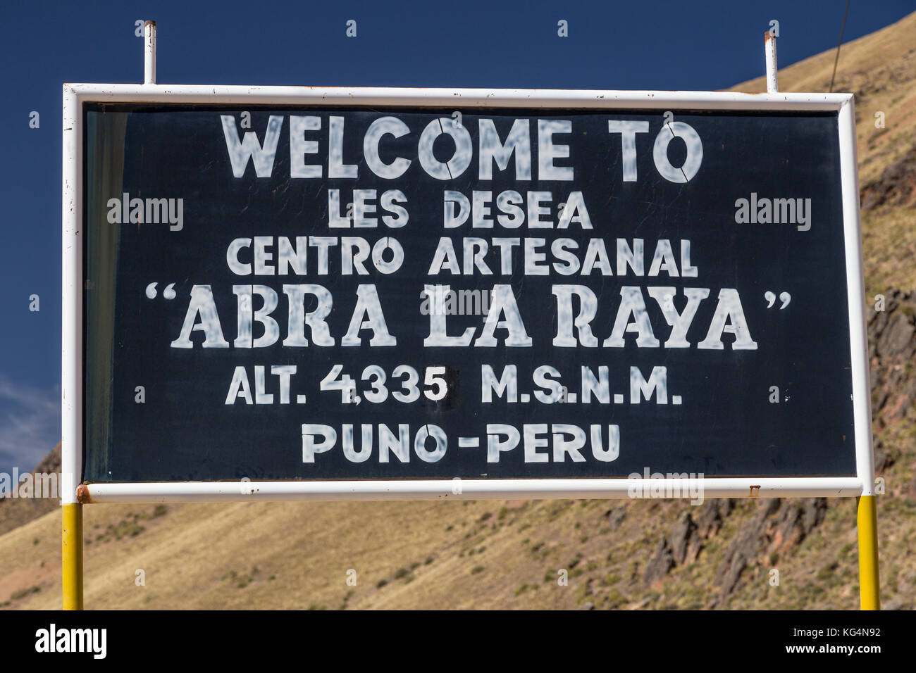 La Raya pass in the Andes Mountains on the way from Puno to Cusco, Peru ...
