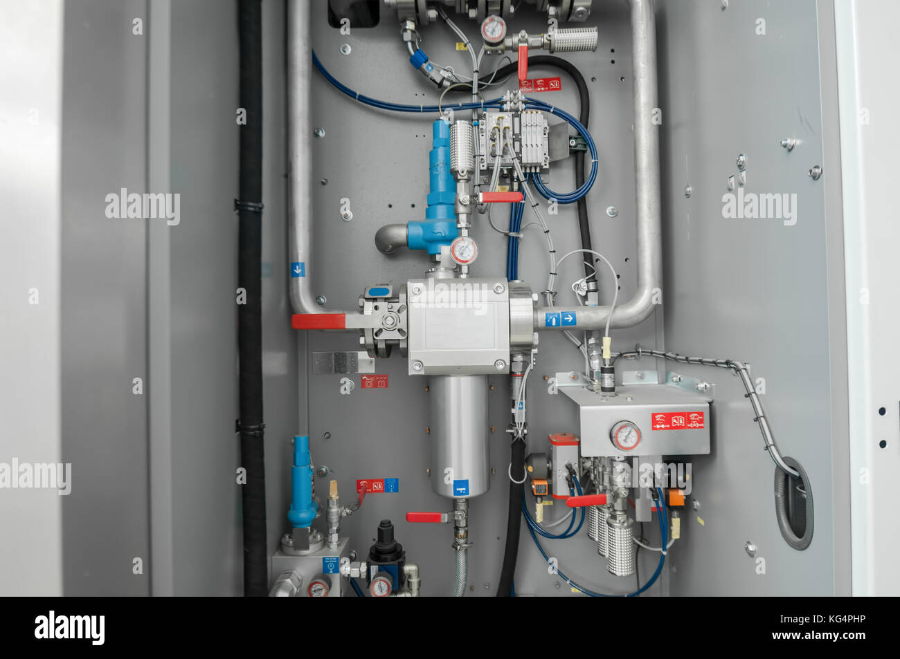 Red blue valves closeup hi-res stock photography and images - Alamy