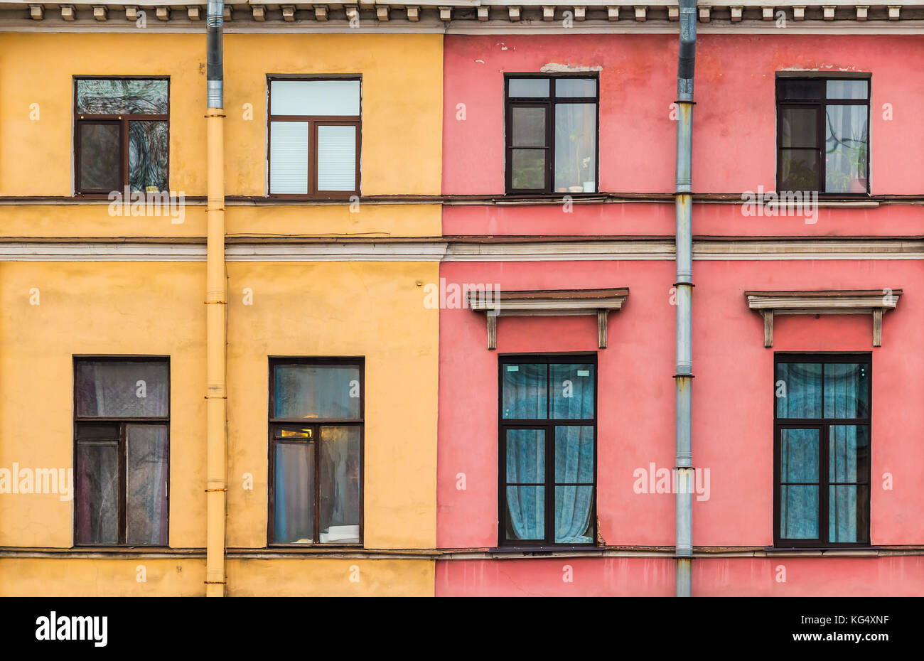 Double facades hi-res stock photography and images - Alamy