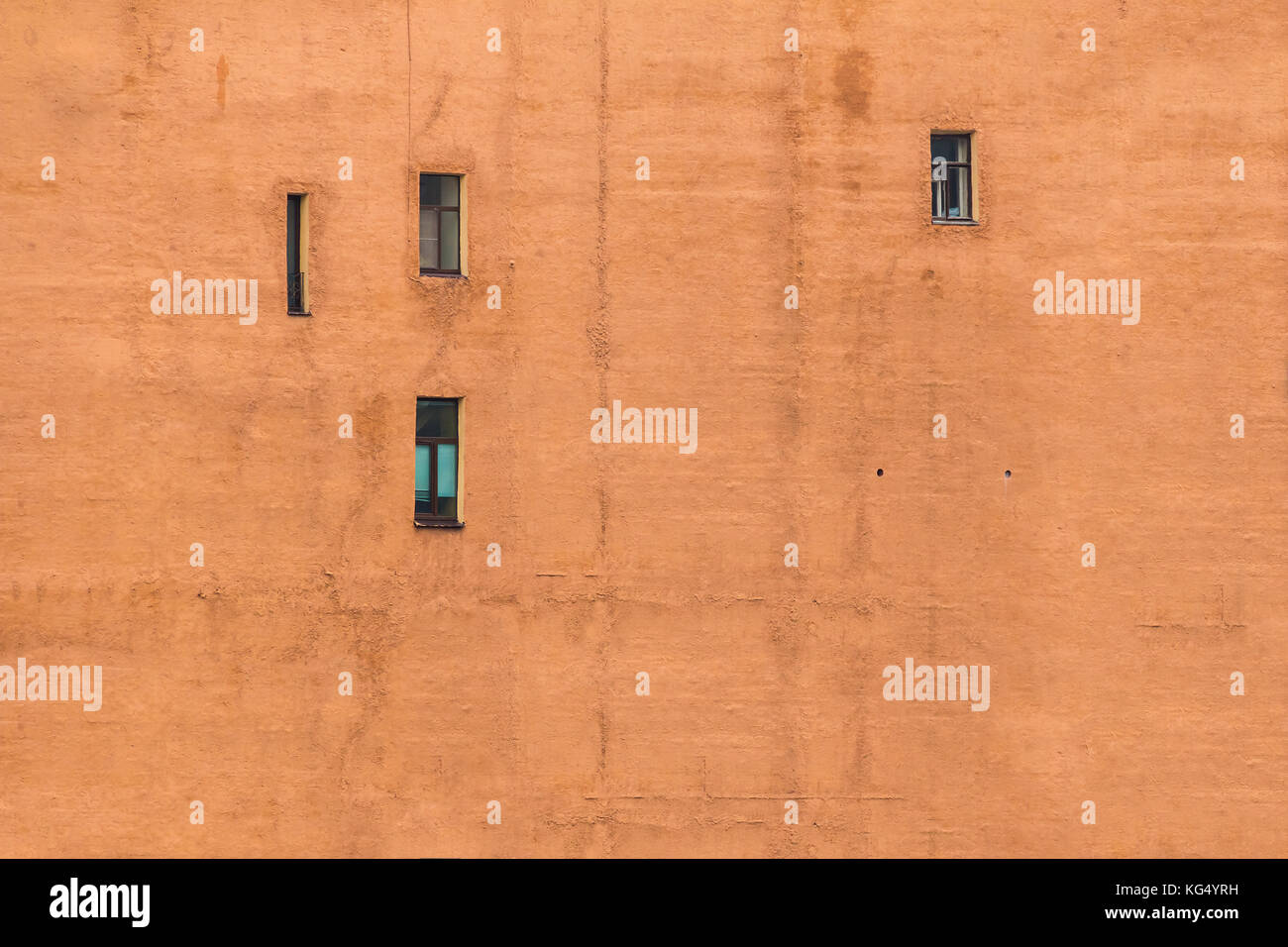 Chaotic urban building hi-res stock photography and images - Alamy