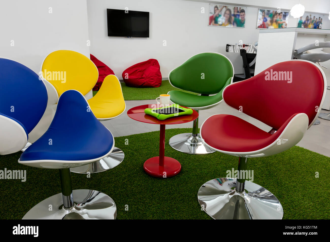 Employee lounge hi-res stock photography and images - Alamy