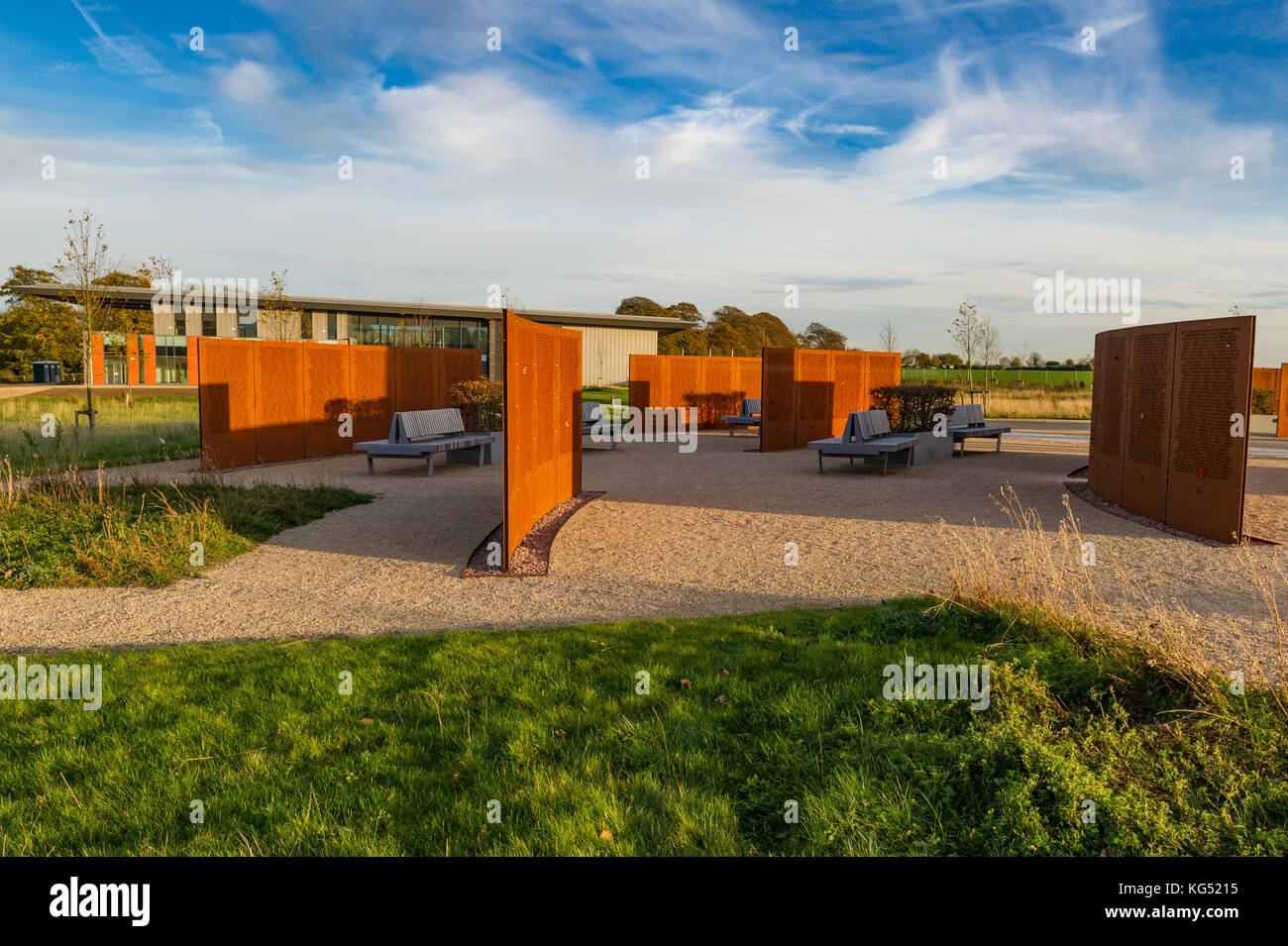 Lincoln bomber command centre spire hi-res stock photography and images ...