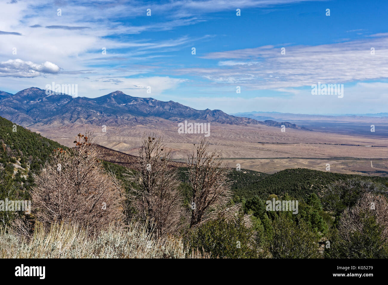 Mojave desert nevada steep hi-res stock photography and images - Alamy