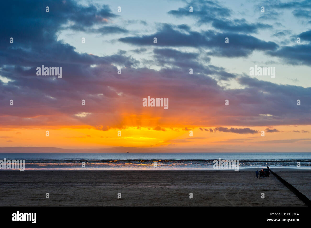 Brean beach, somerset hi-res stock photography and images - Alamy