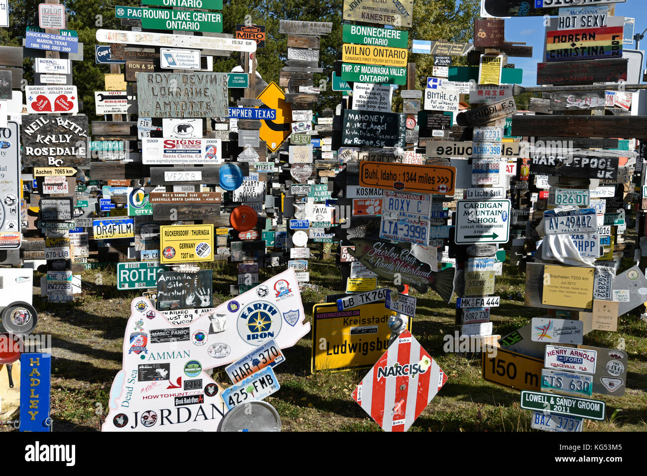 Watson Lake, Signpost Forest, Yukon, Canada Stock Photo - Alamy