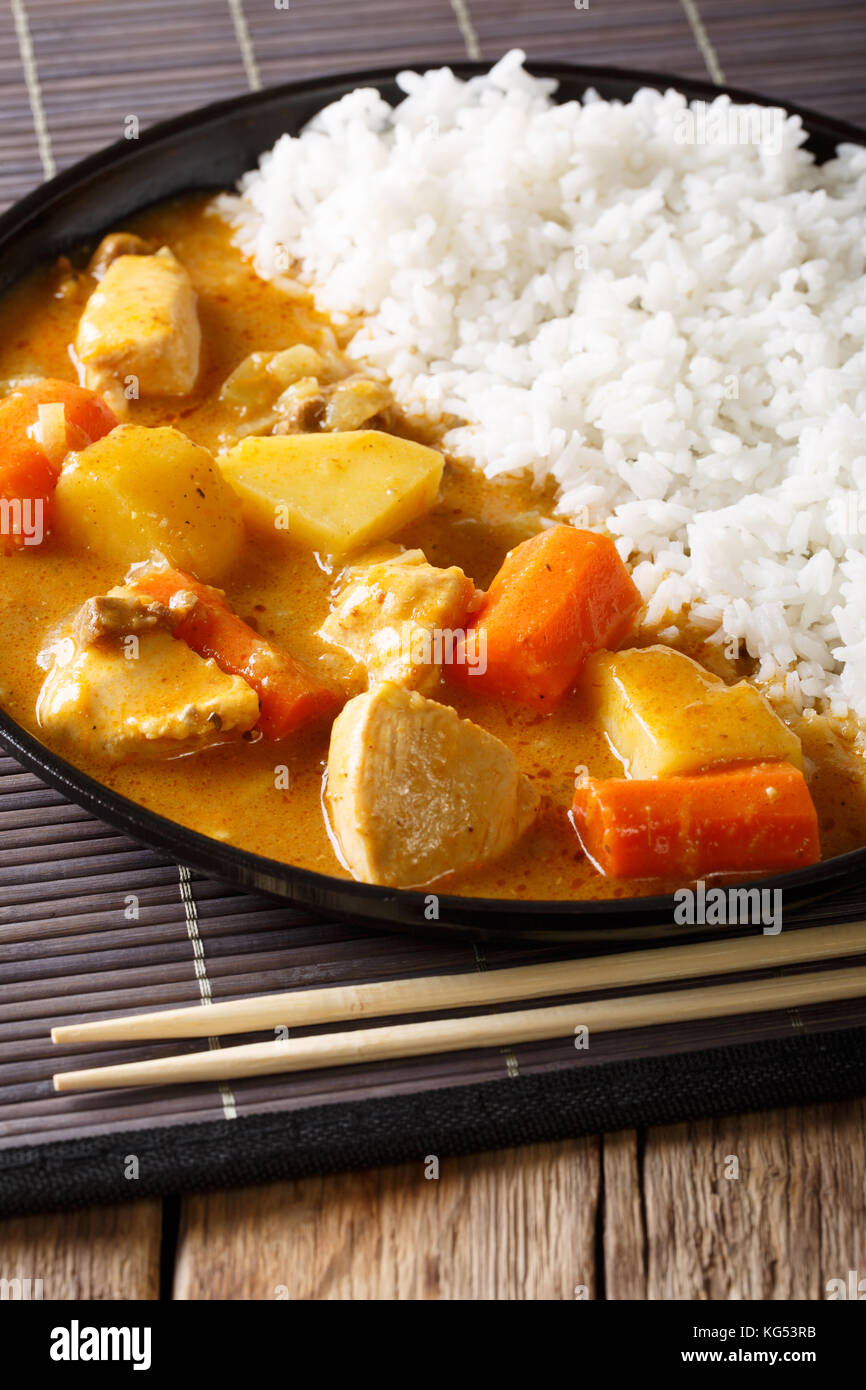 Chicken curry white rice hi-res stock photography and images - Alamy