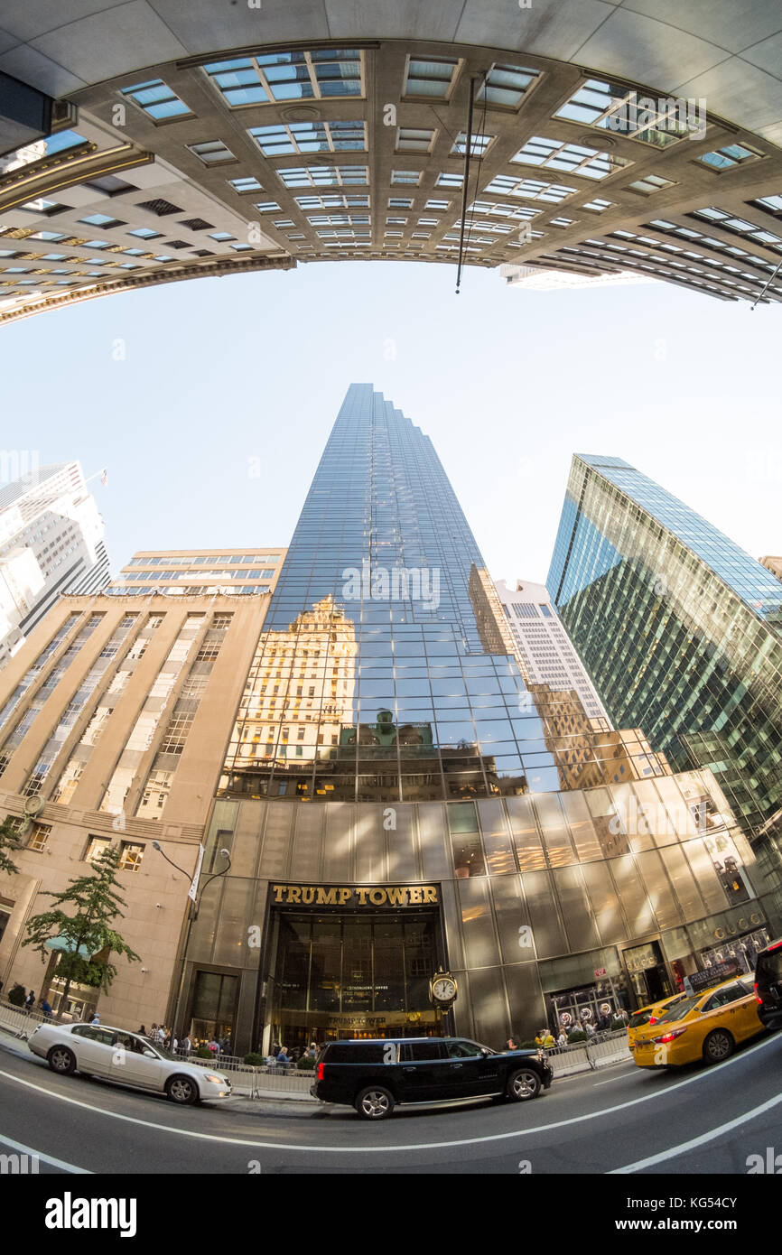 Trump tower nyc 725 fifth avenue hi-res stock photography and images ...