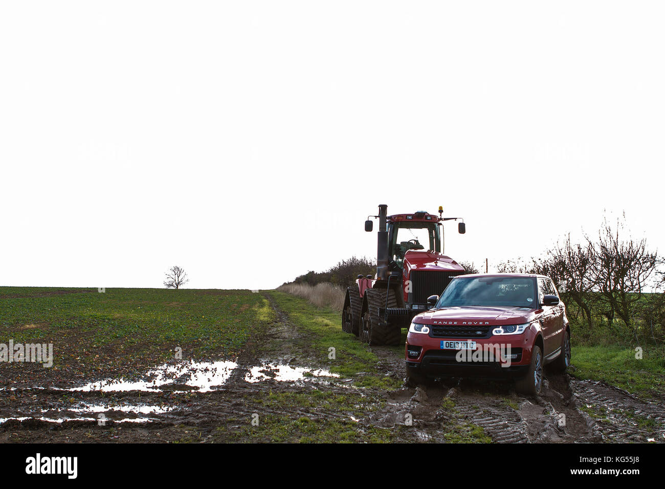 Range Rover Sport Off Roading Stock Photo - Alamy