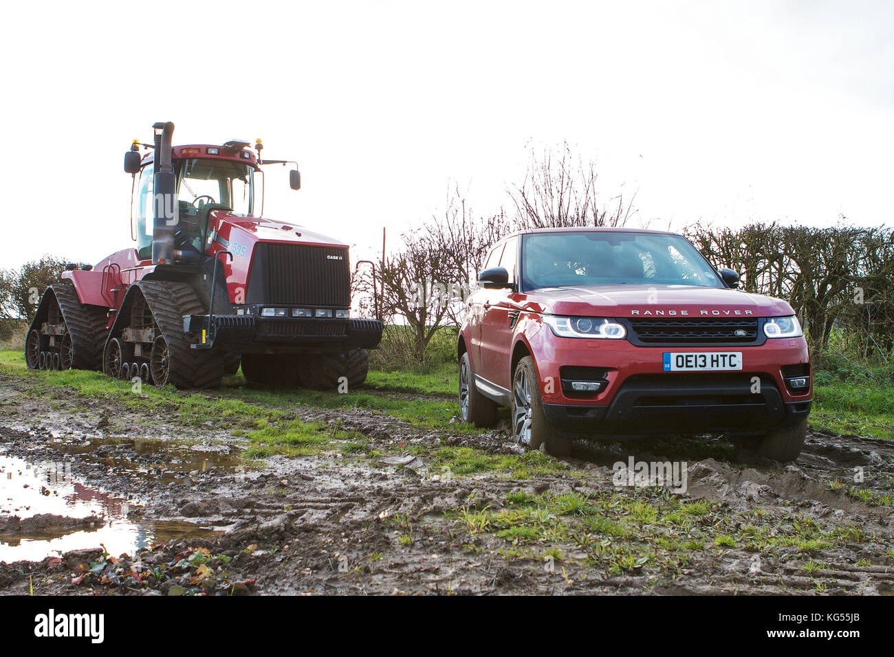 Range Rover Sport Off Roading Stock Photo - Alamy