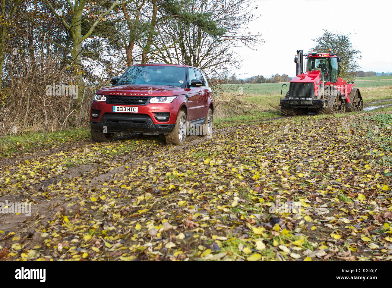 Range Rover Sport Off Roading Stock Photo - Alamy