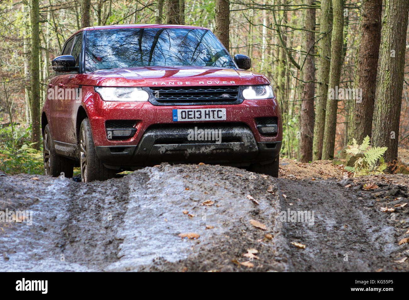 Range Rover Sport Off Roading Stock Photo - Alamy