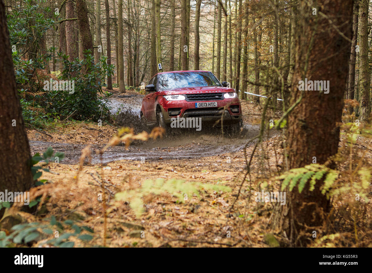 Range Rover Sport Off Roading Stock Photo - Alamy
