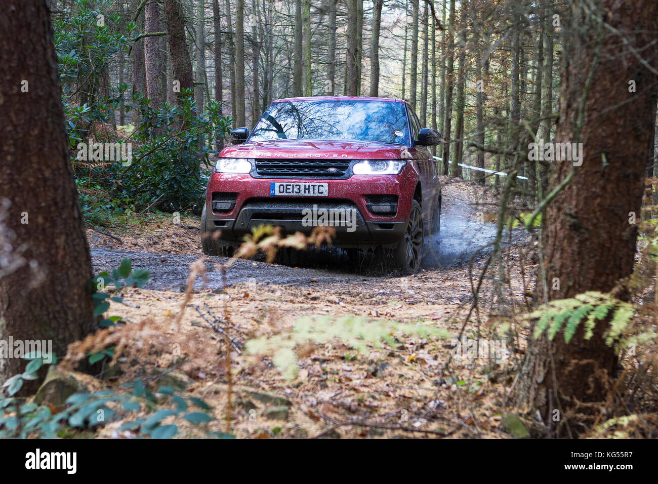 Range Rover Sport Off Roading Stock Photo - Alamy