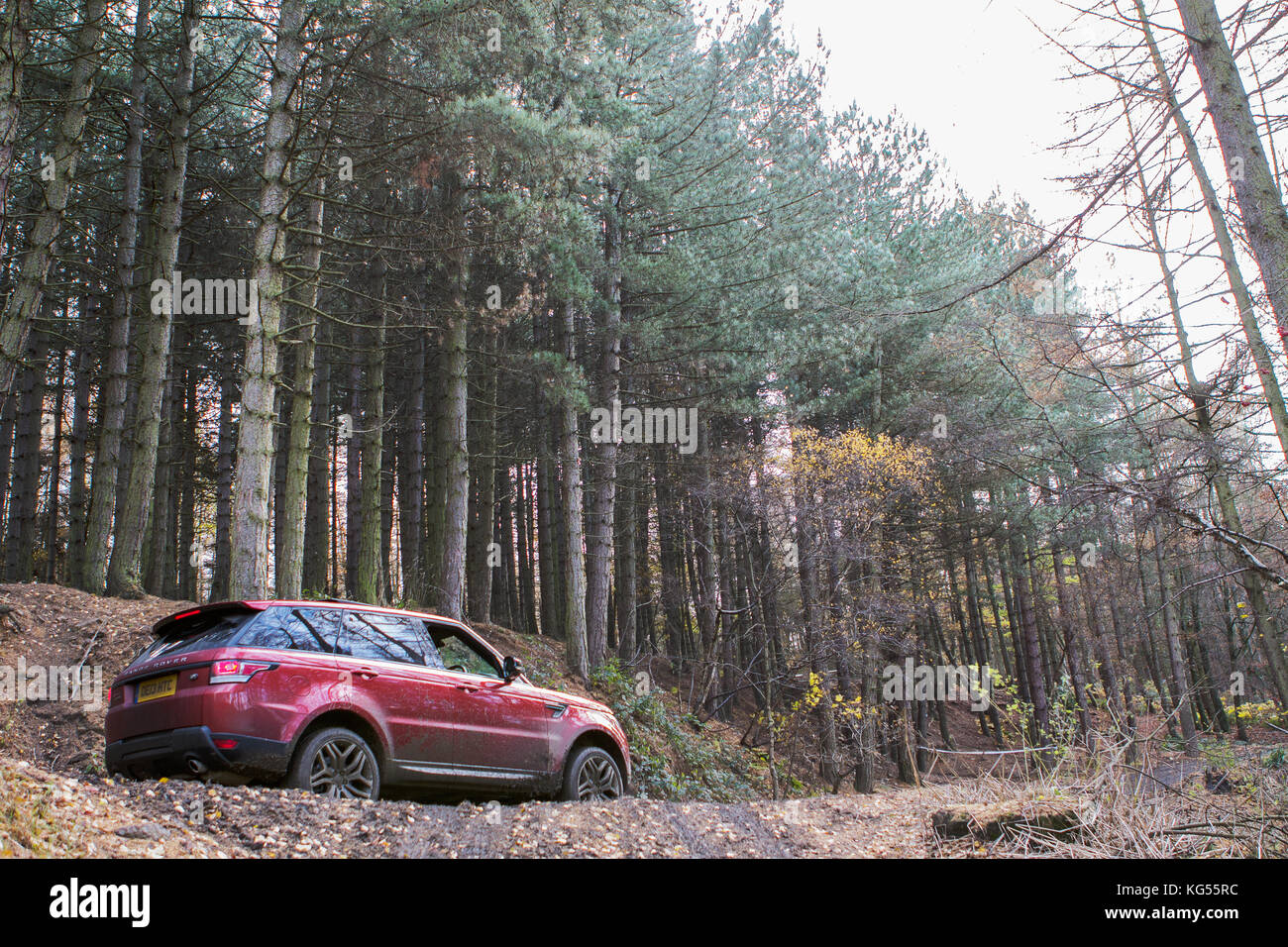 Range Rover Sport Off Roading Stock Photo - Alamy