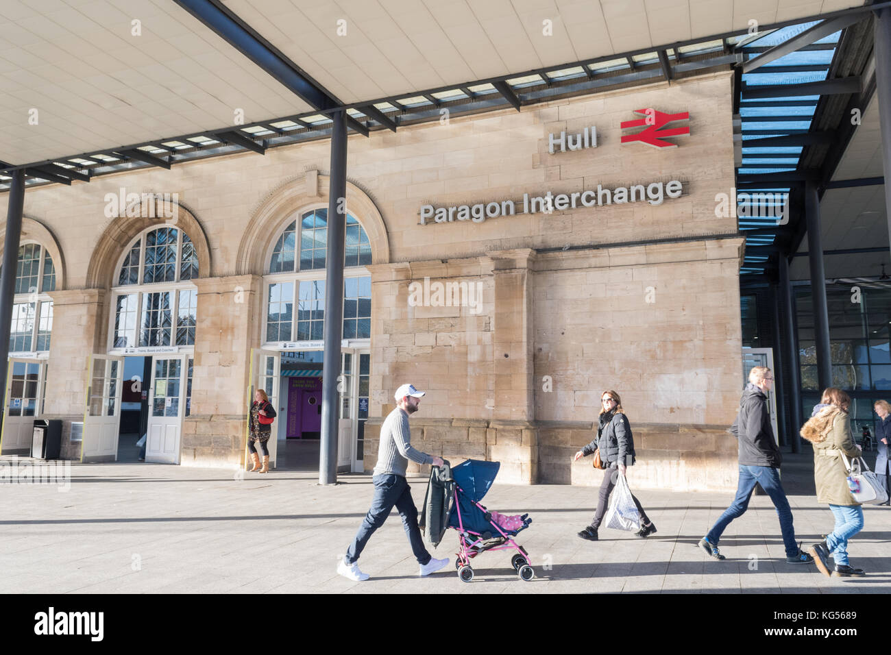 Paragon train station hi-res stock photography and images - Alamy