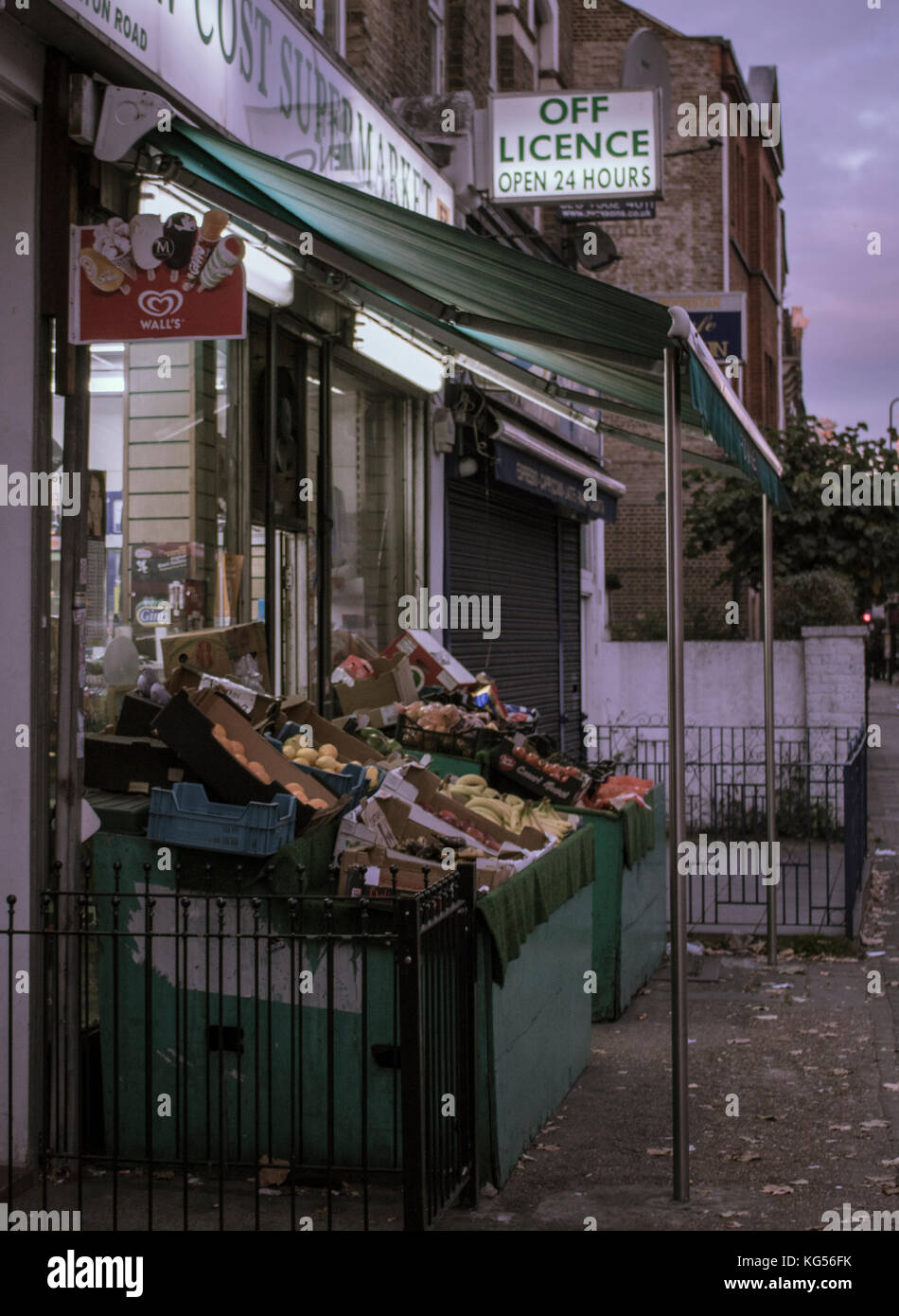 Off license hi-res stock photography and images - Alamy