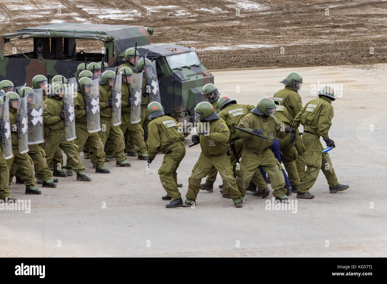 German bundeswehr military police officer hi-res stock photography and ...