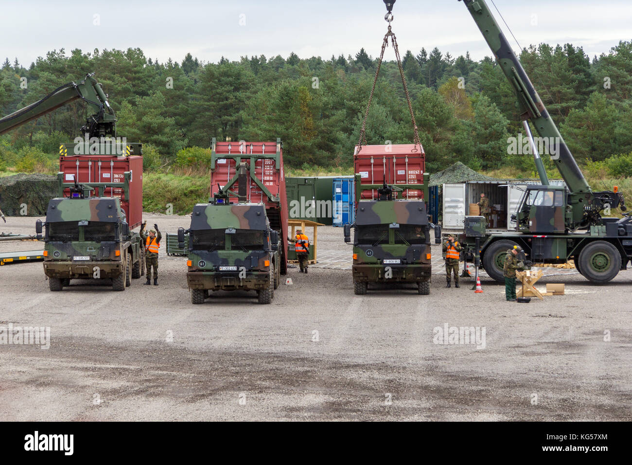 Army logistics hi-res stock photography and images - Alamy