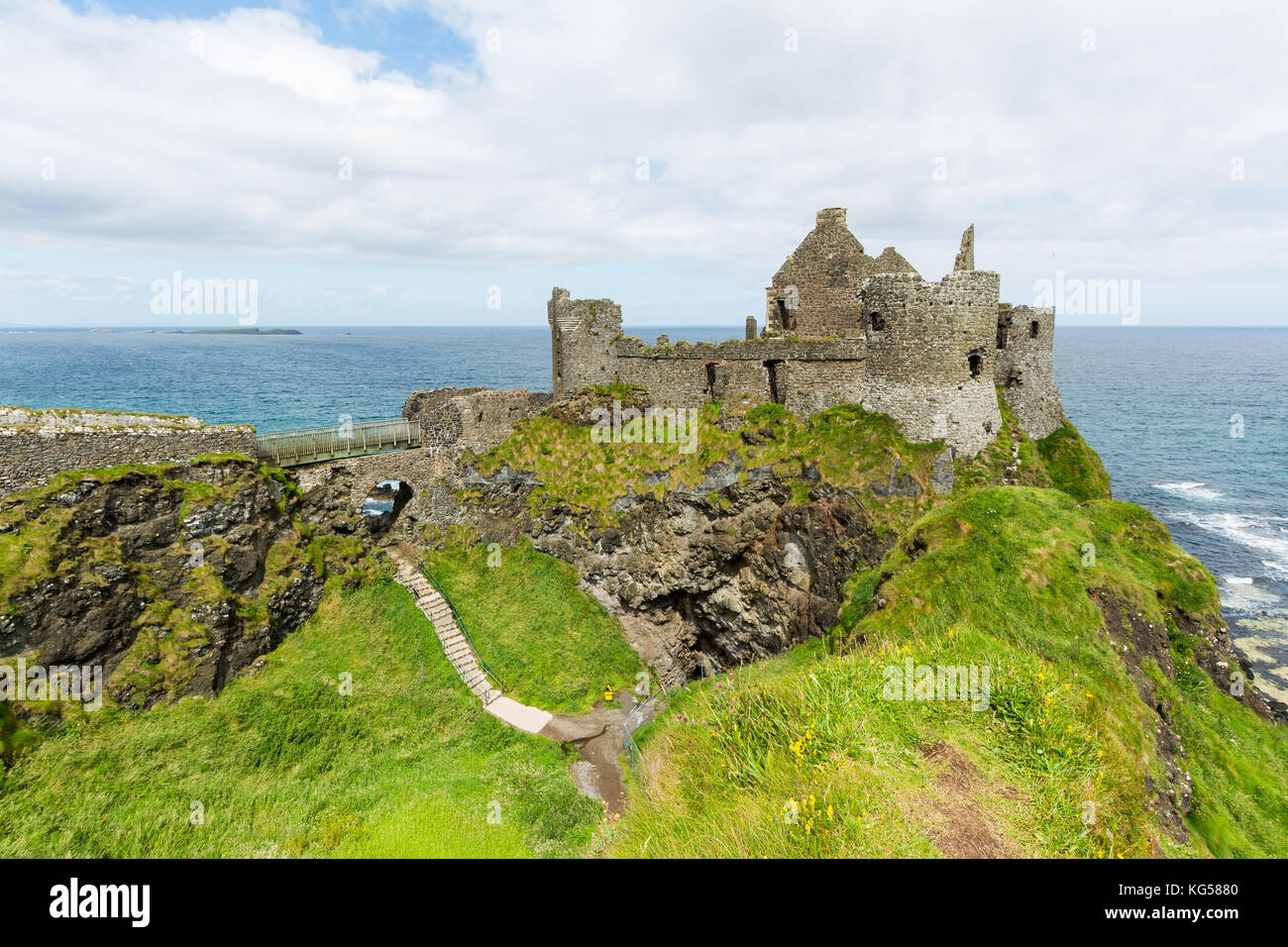Dunluce castle northern ireland hi-res stock photography and images - Alamy