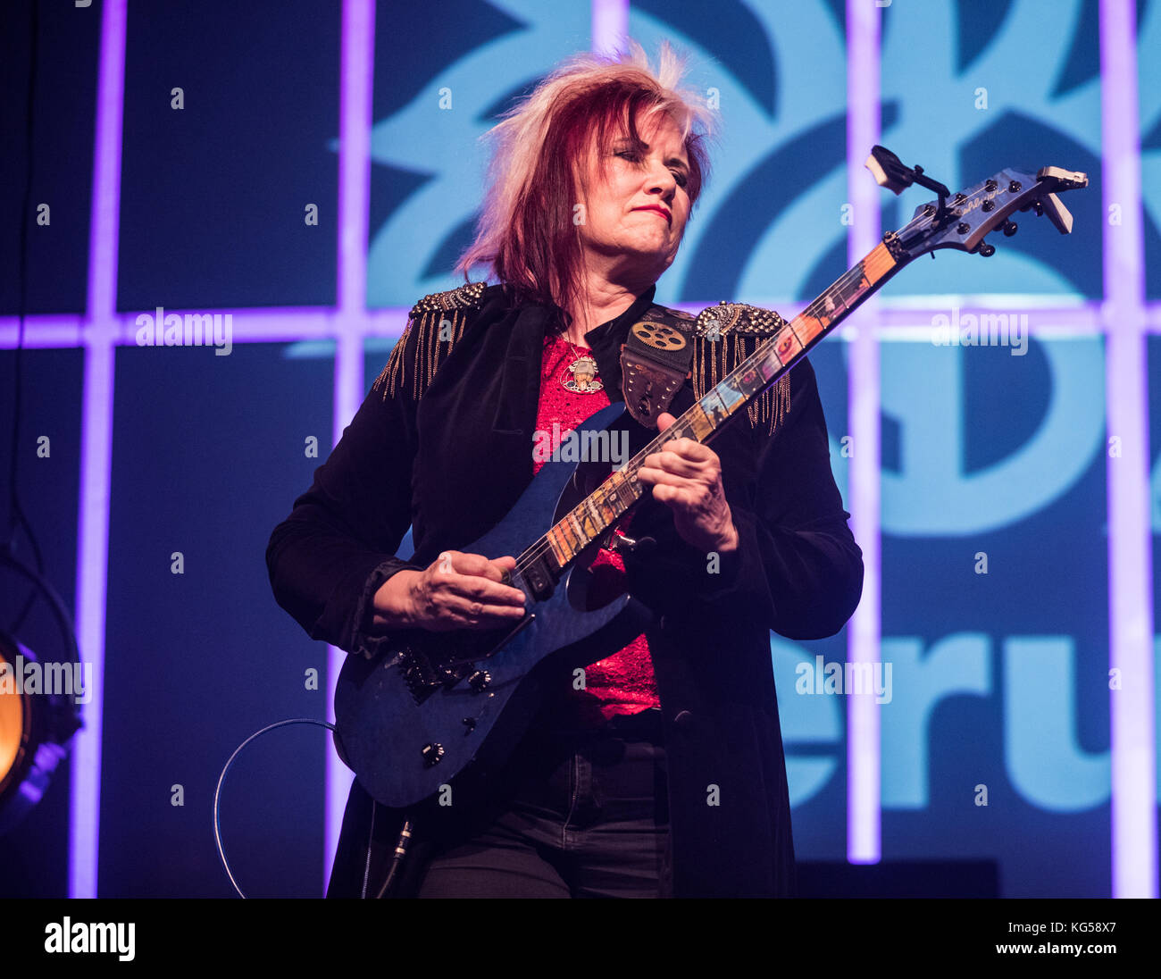 Roreto Di Cherasco, Italy. 03rd Nov, 2017. Jennifer Batten (Michael ...