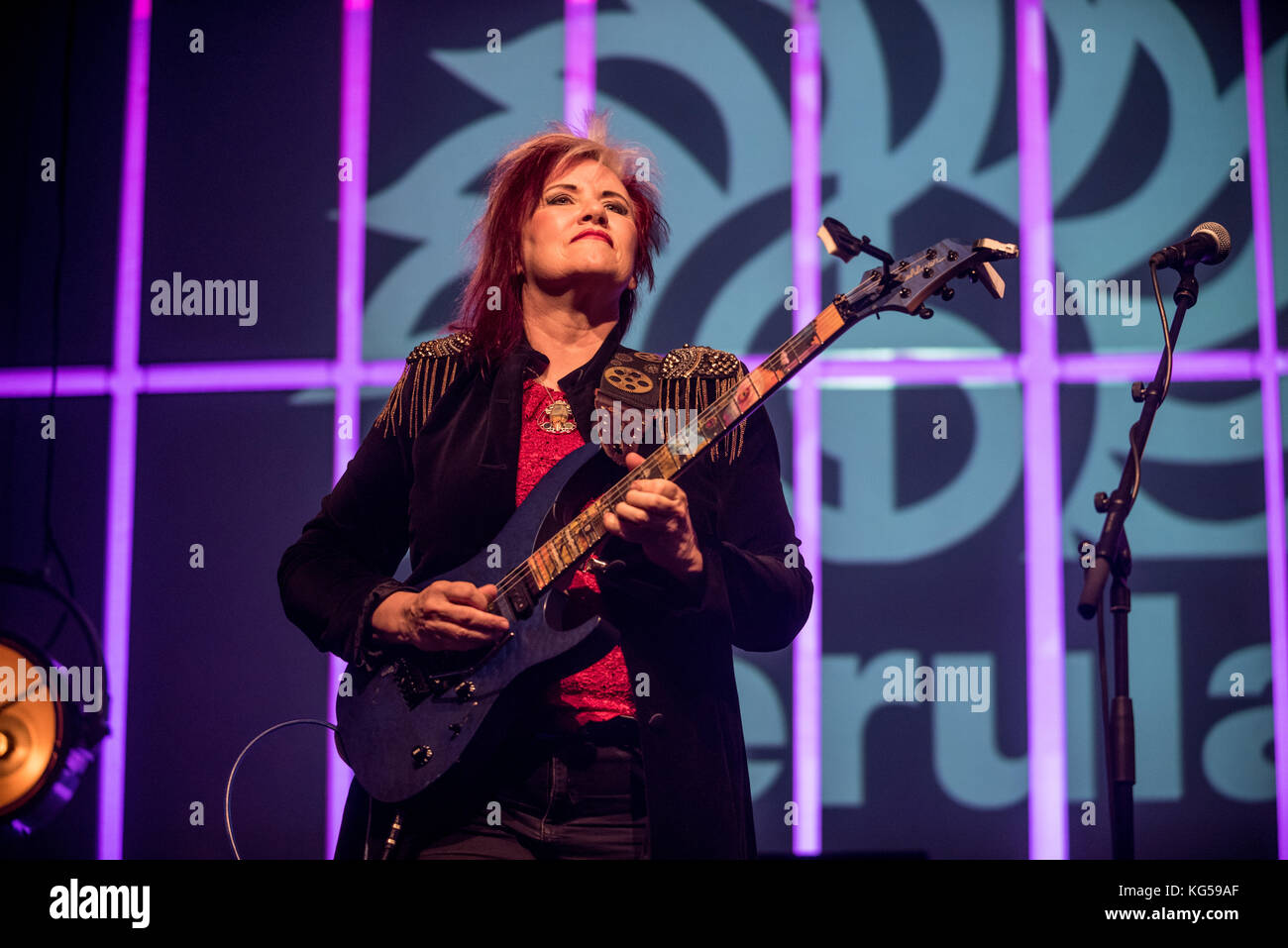 Roreto Di Cherasco, Italy. 03rd Nov, 2017. Jennifer Batten (Michael ...