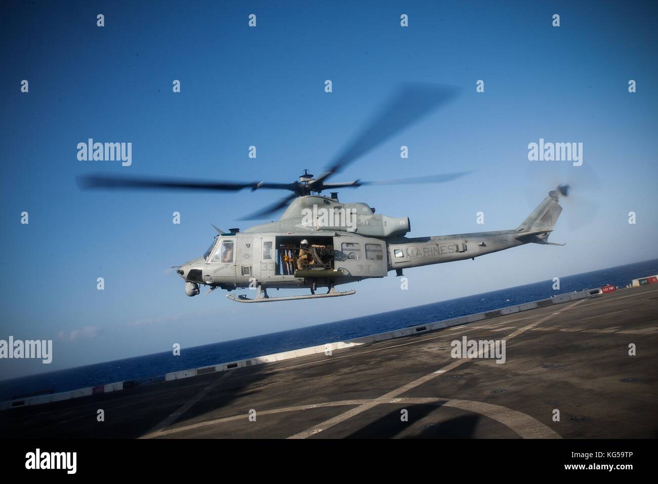 Uh 1y huey hi-res stock photography and images - Alamy Uh 1y huey hi-res stock photography and images - Alamy