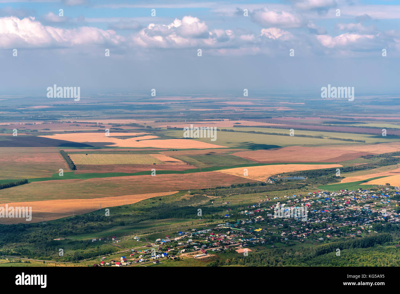 Aerial farms sky aerial view hi-res stock photography and images - Alamy