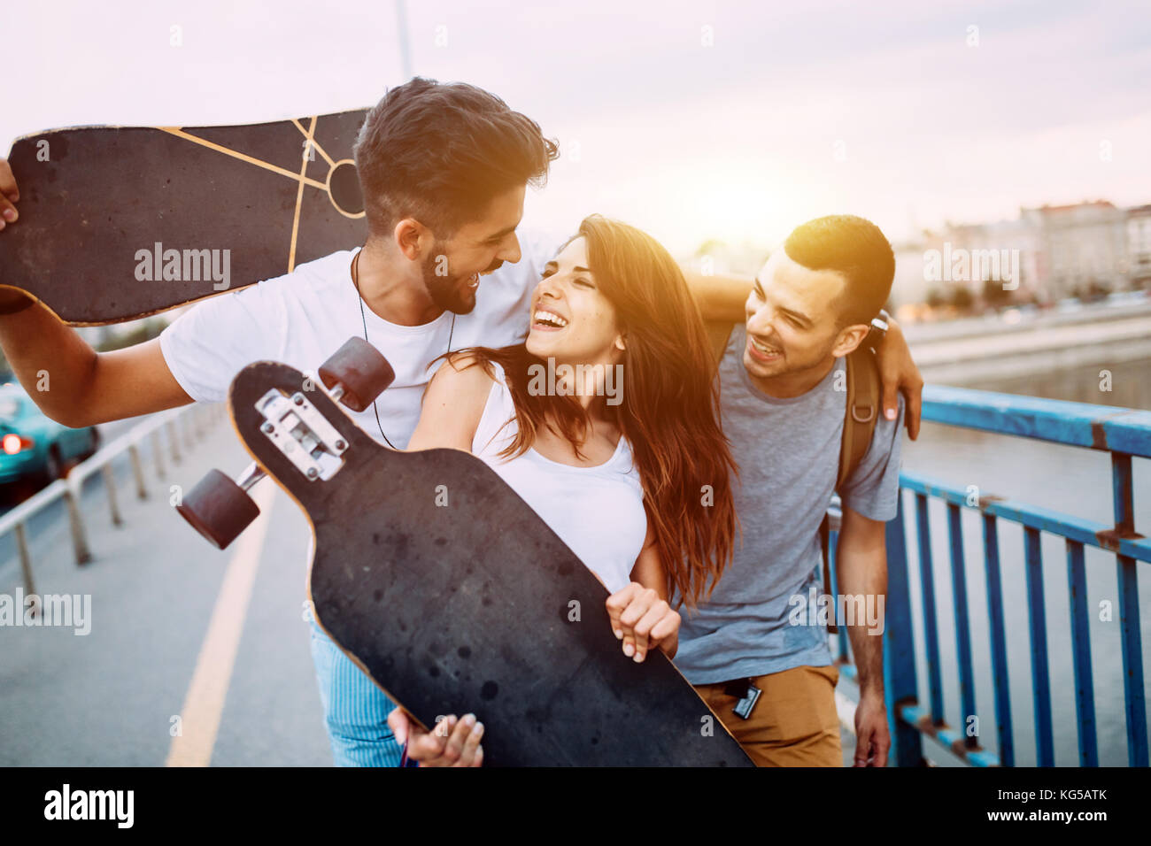 To Hang Together – HANG TOGETHER Definition & Meaning – MUCMV