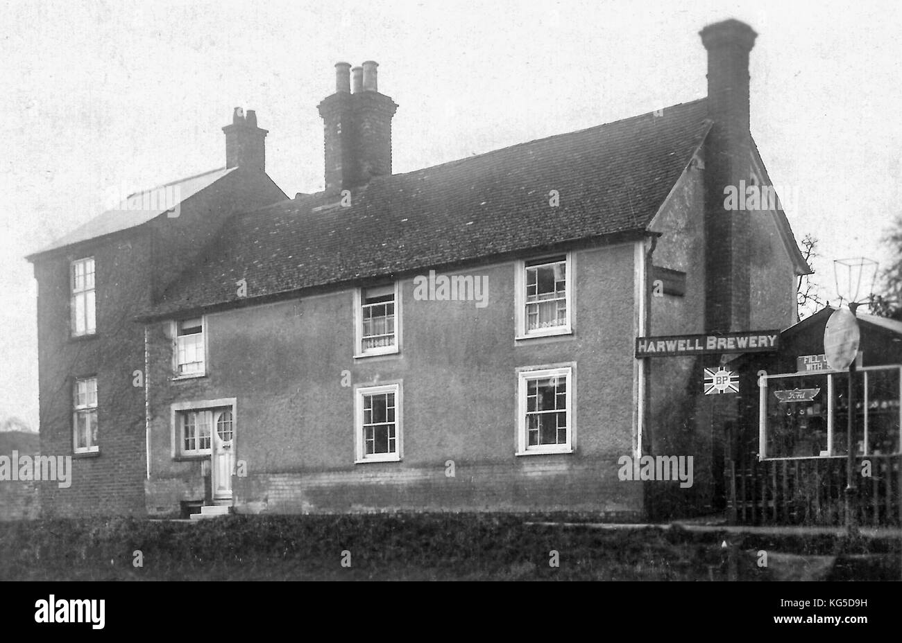 Historical view of Harwell village and AERE Harwell in black and white ...