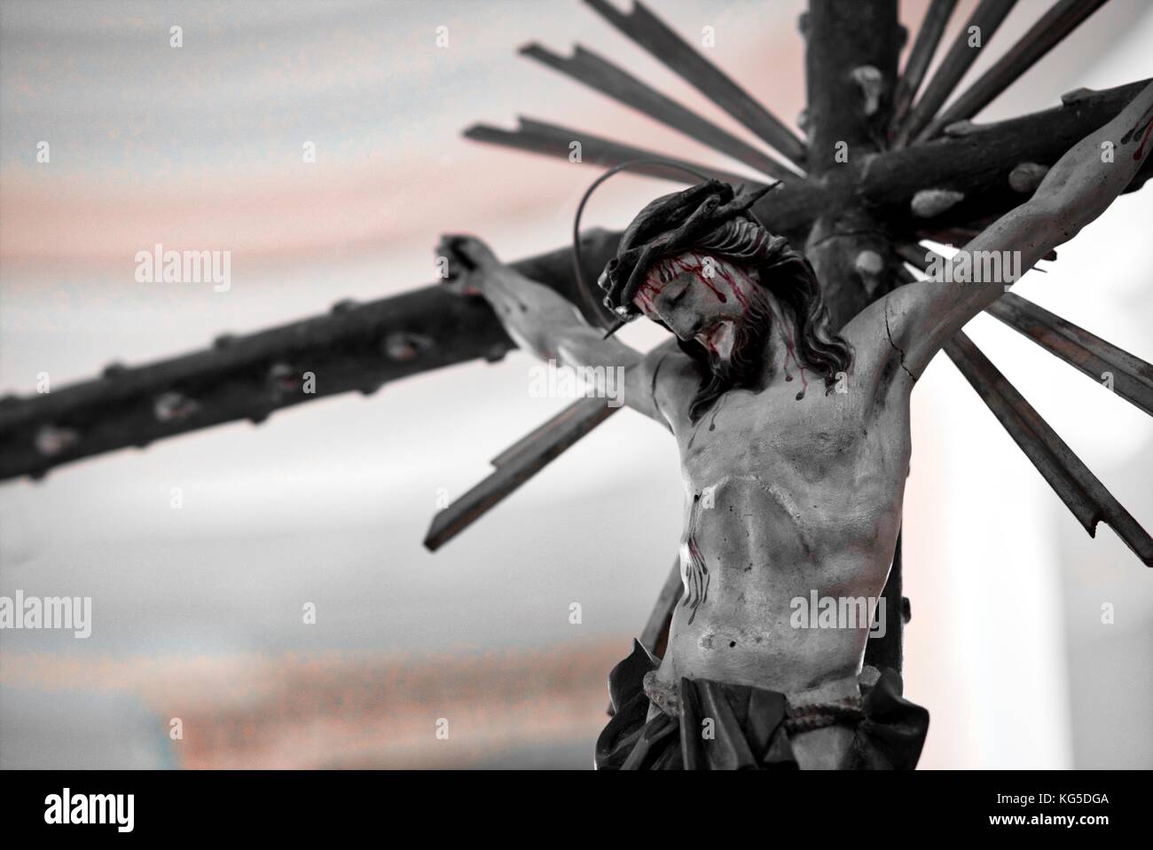 Jesus bleeding on the cross Stock Photo - Alamy
