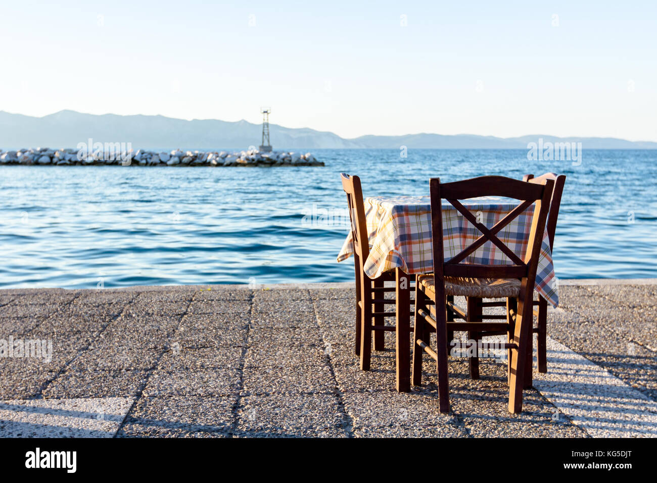High side tables hi-res stock photography and images - Alamy