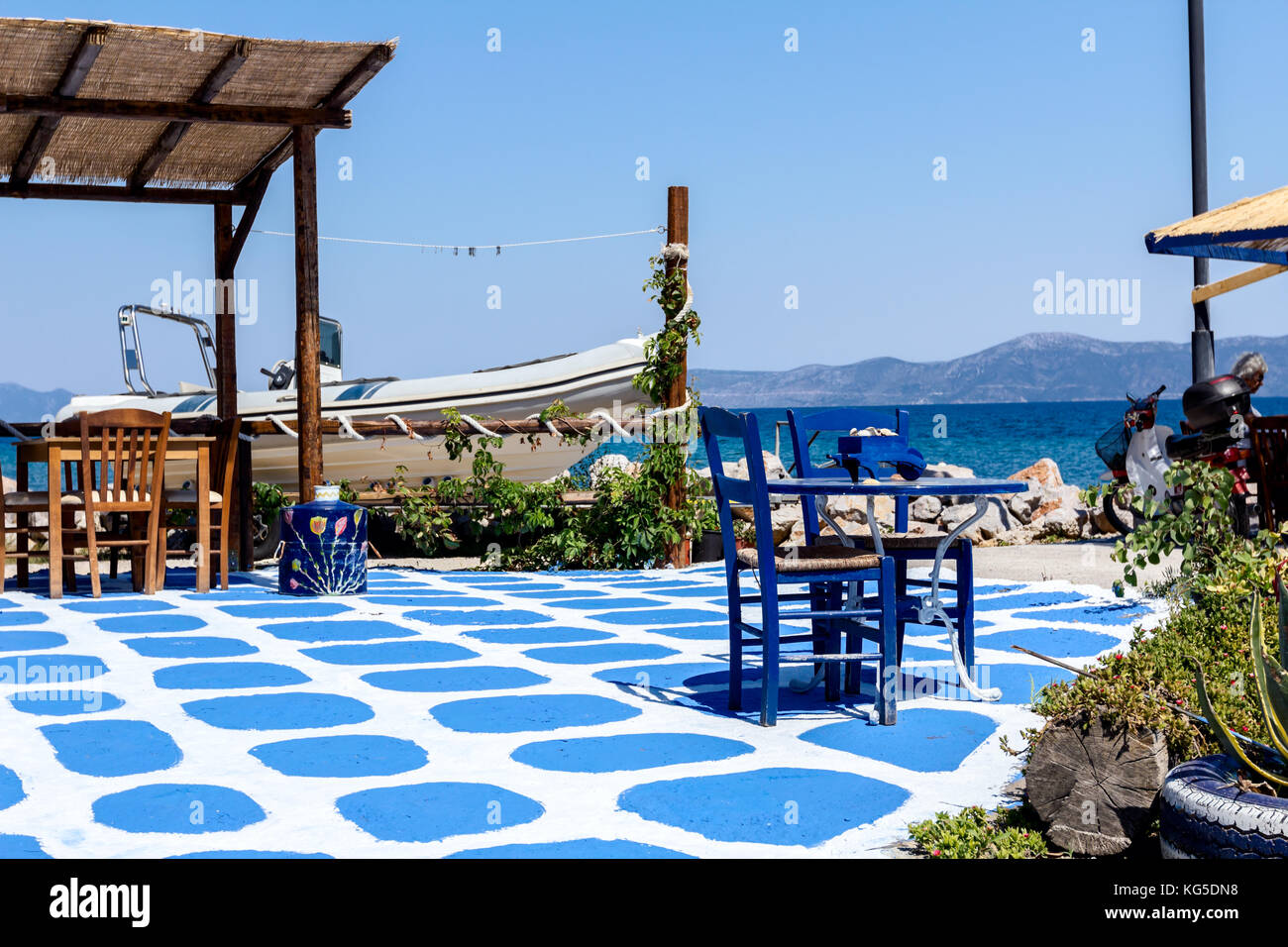 Mediterranean decoration bar hi-res stock photography and images - Alamy