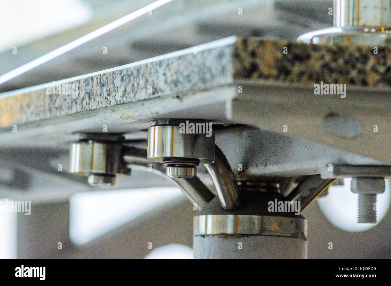 Element for fixing a granite step on a steel ladder. Fastening granite ...