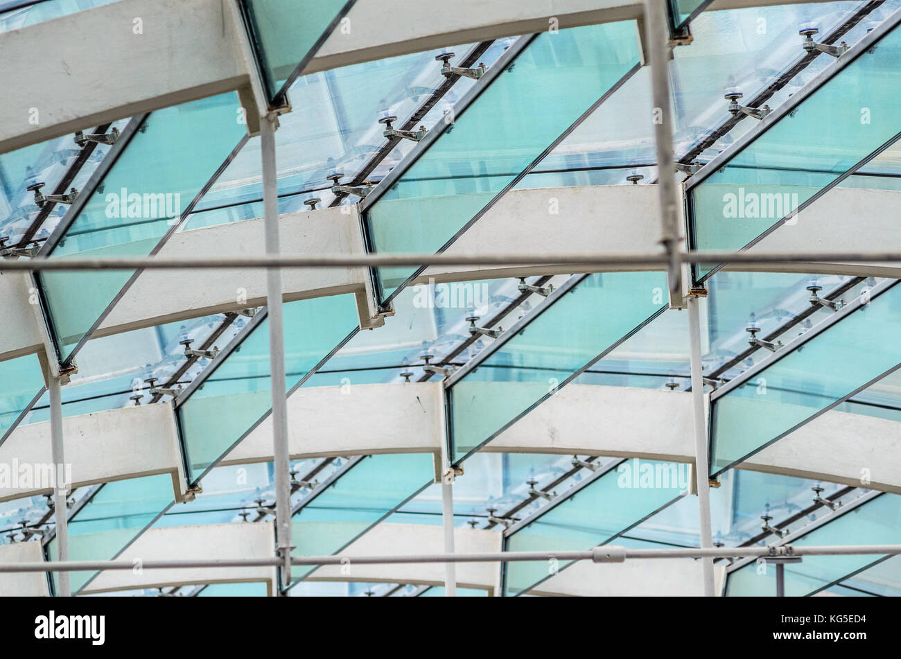 The Fastening of the Glass Roof to the Glass Beams. Structural Glass ...