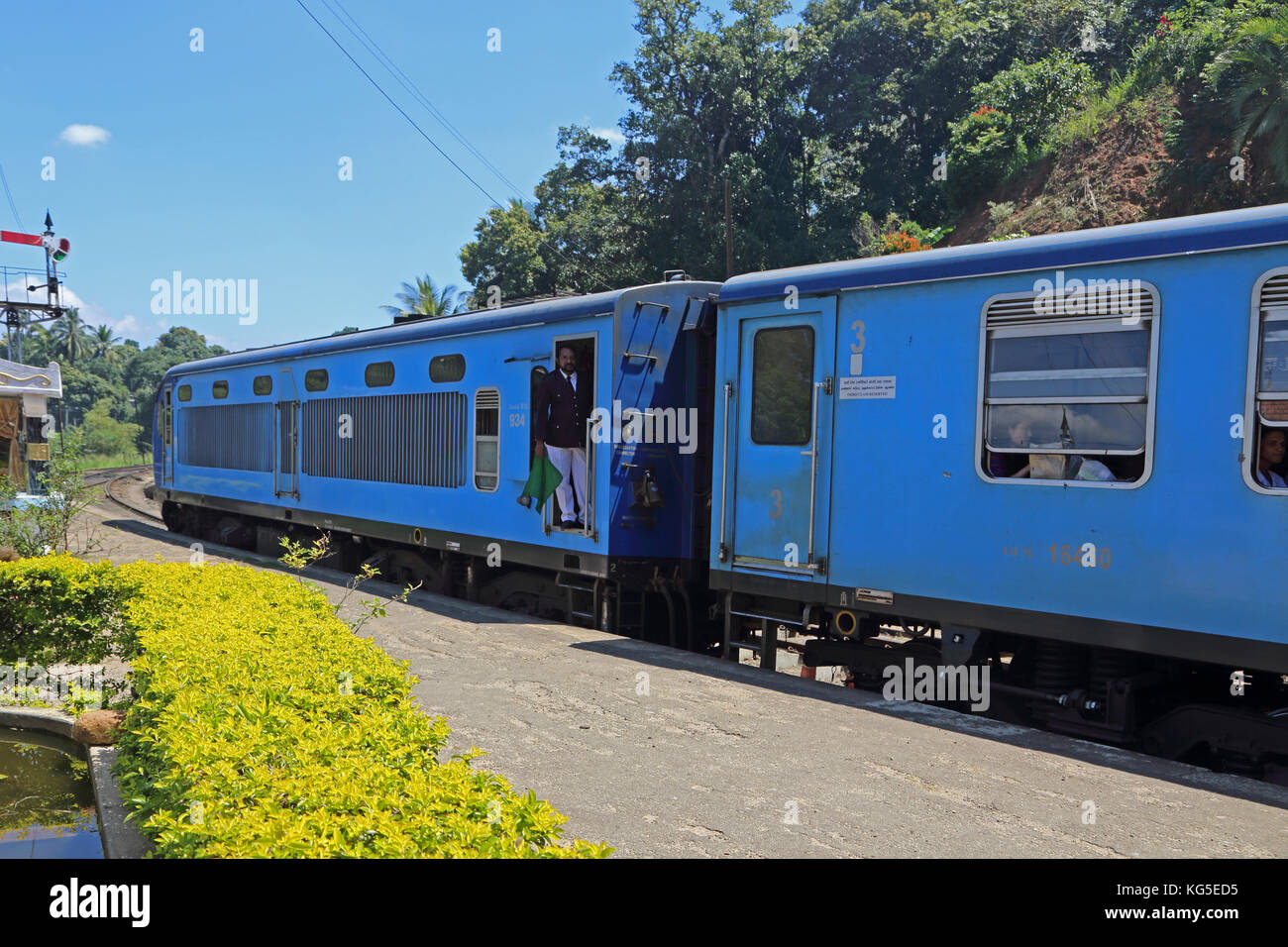 Train guard flag hi-res stock photography and images - Alamy
