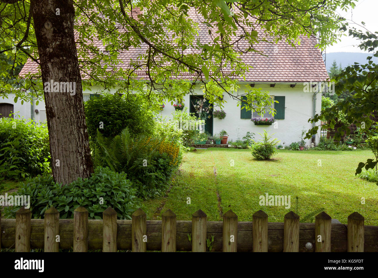 small park with country house Stock Photo - Alamy