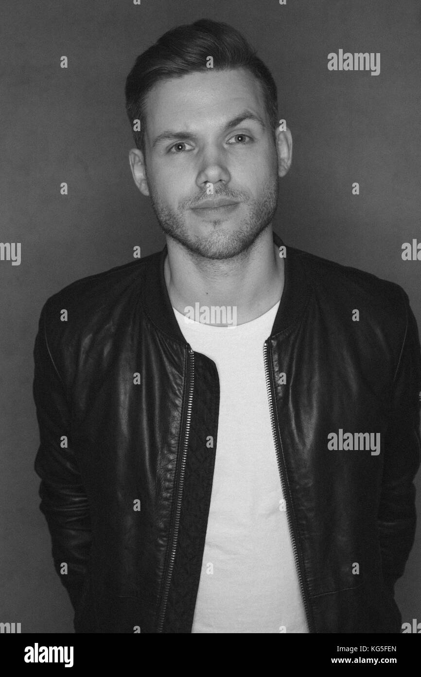 Frontal half portrait Black and White Stock Photos & Images - Alamy