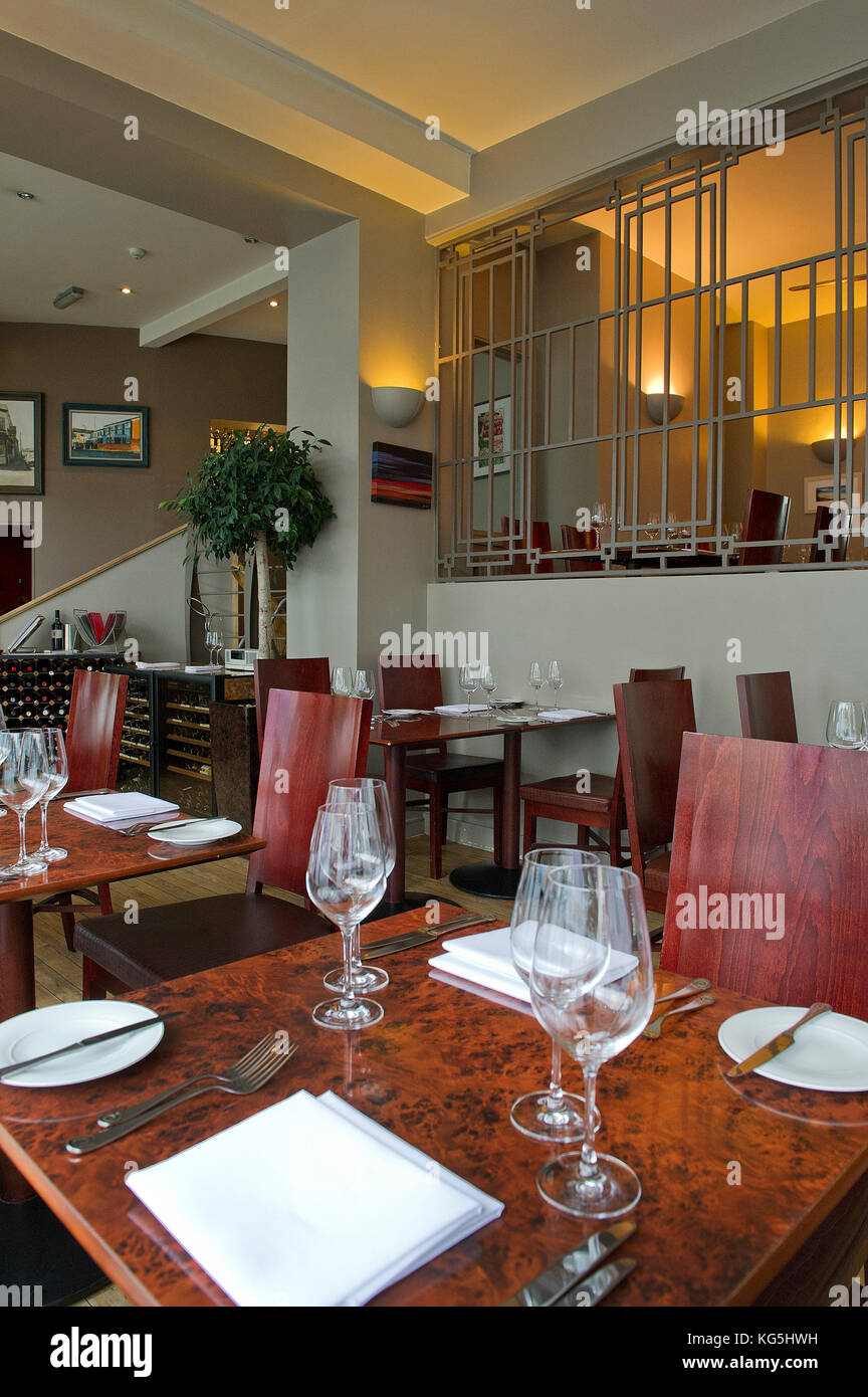 French restaurant cardiff hi-res stock photography and images - Alamy