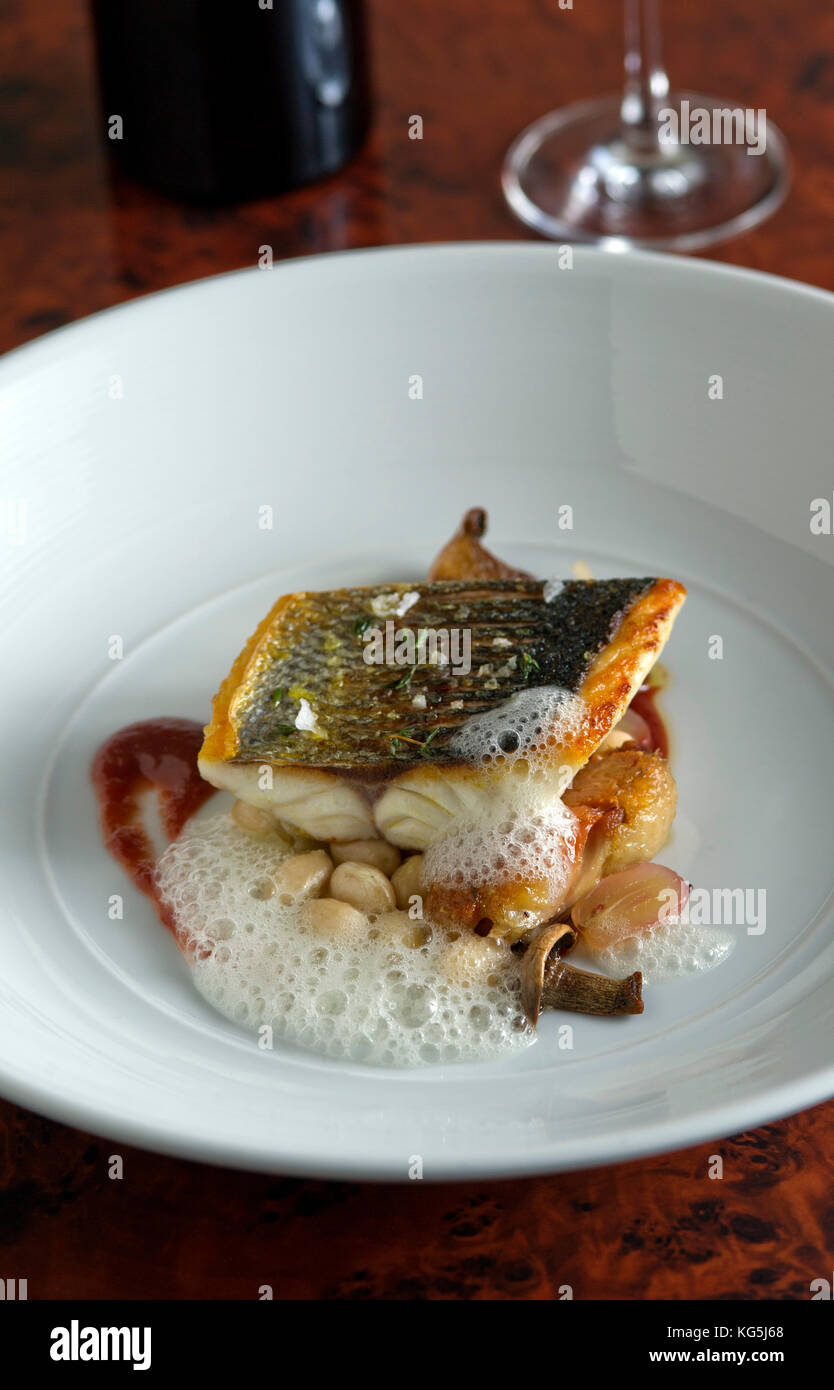 French restaurant cardiff hi-res stock photography and images - Alamy