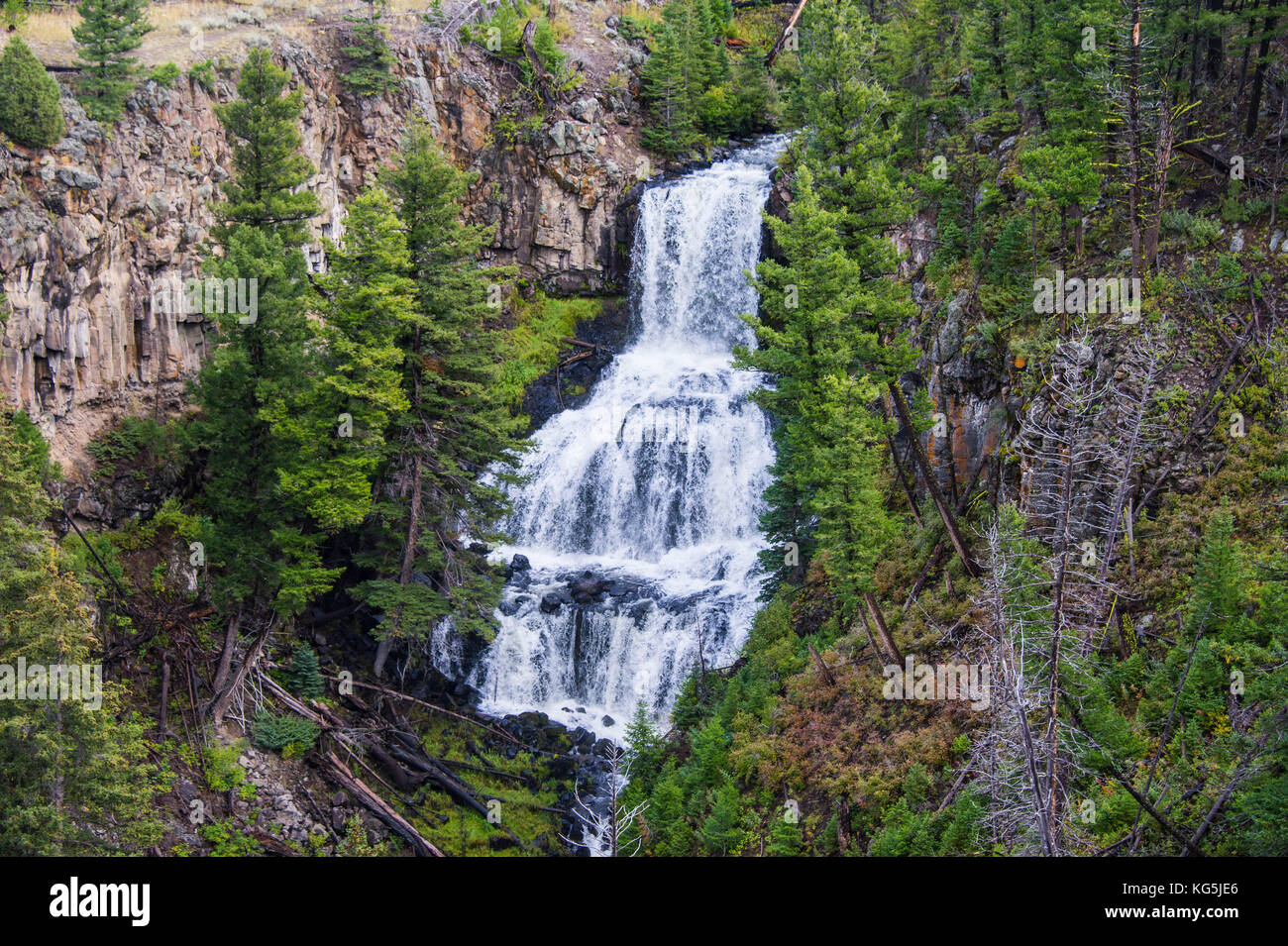 Undine falls in the yellowstone national park hi-res stock photography ...