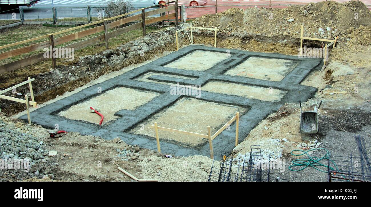 concrete fundamental for the house Stock Photo - Alamy