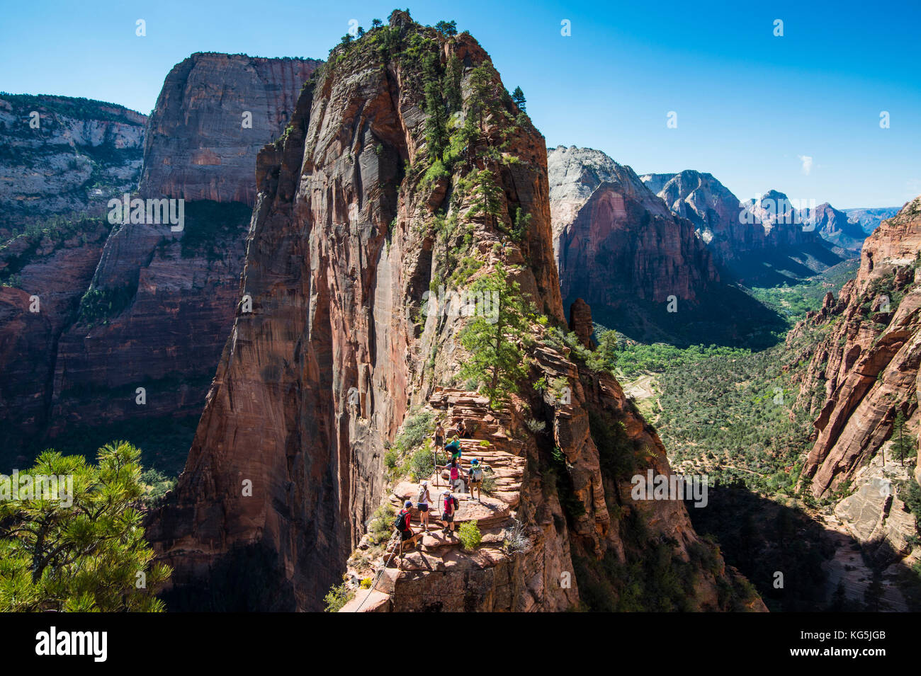 Narrow edge leading to Angel´s landing, Zion National Park, Utah, USA ...